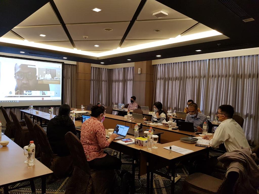 Pertemuan Bilateral Indonesia (INA) dengan Uni Eropa (UE) Mengenai Non ...